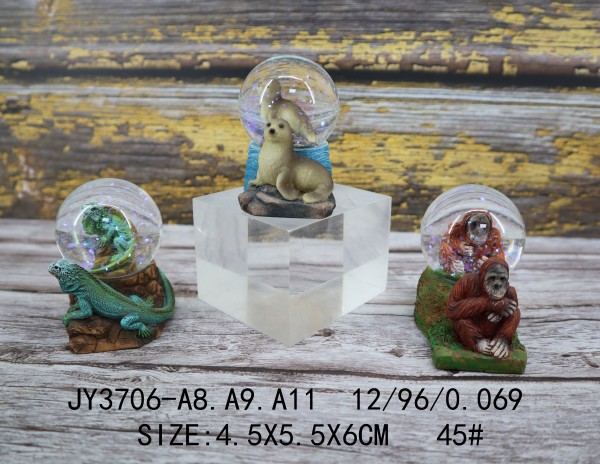 Poly Resin Water Globe_Gifts & Hand Crafts_PRODUCTS_ YOUNG SUN